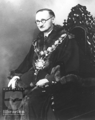 Twixt Aire and Calder - Image Detail