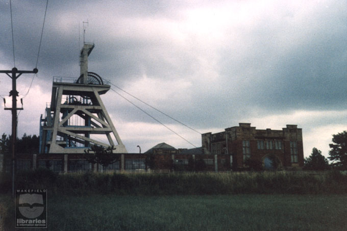 Twixt Aire and Calder - Image Detail